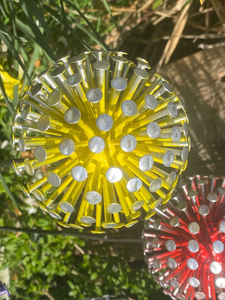 Allium / Dandelion Ornaments For Home & Garden - Handmade4U